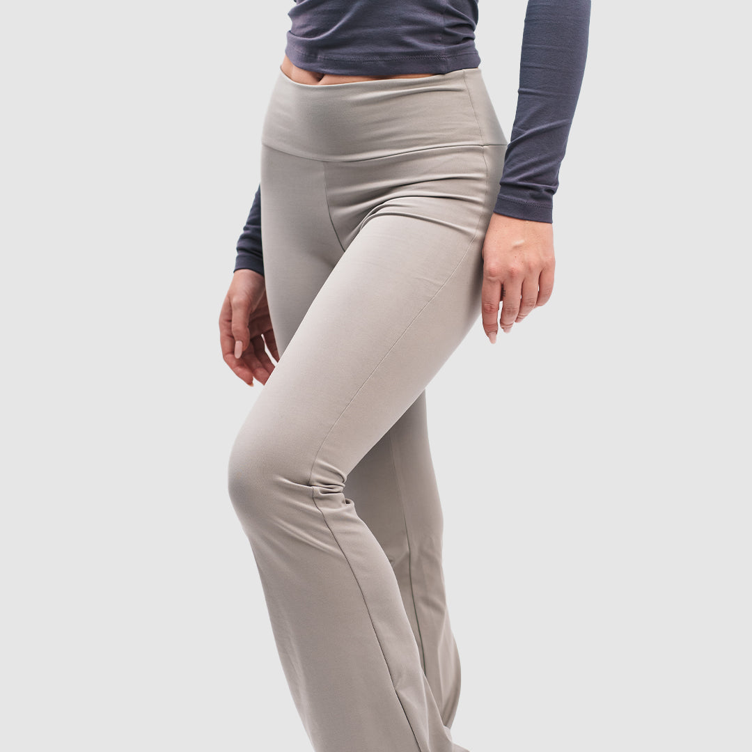 WOMEN'S PANTS – CLOUD